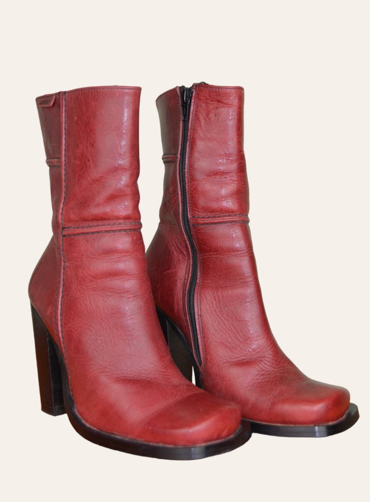 90s Red Boots