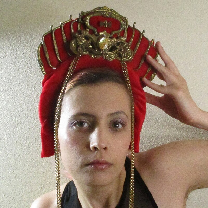 Royale Costumes - Etsy