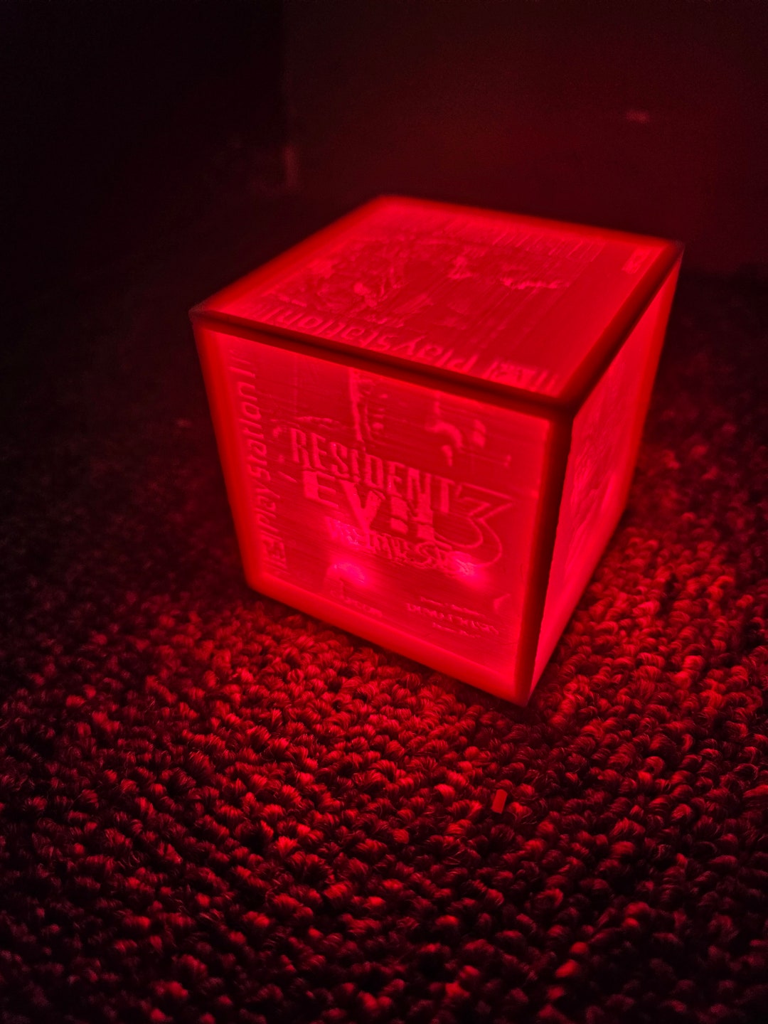 Resident Evil 1, 2, 3, & 4 Custom-made Lithophane Red Night Light ...