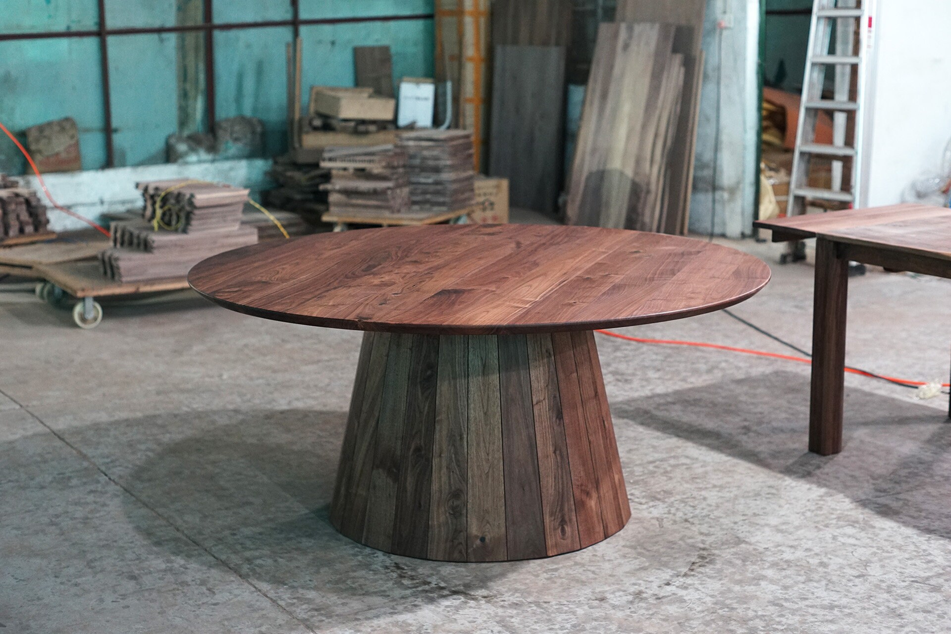 Round shape Table, Walnut table, Dining Table - Etsy 日本