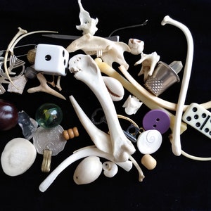 Throwing the Bones Book, Kit, & Class 129 Pgs and 40 Pc Learn to Throw ...