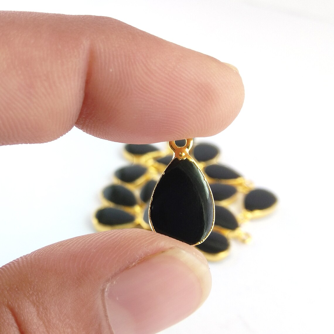 18k Gold Galvano Schwarzer Onyx Edelstein Birnen Form | Etsy