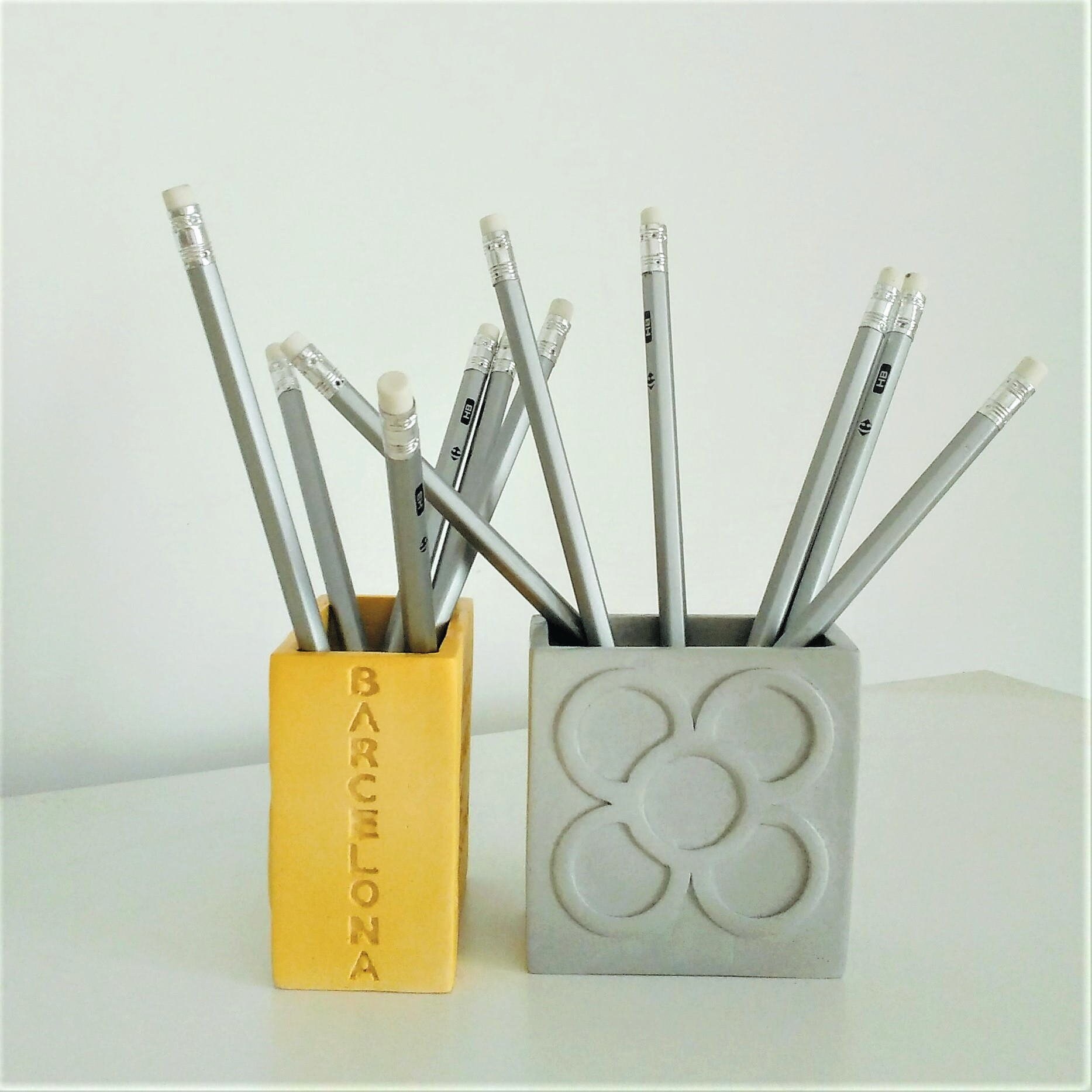 Panot rectangular pencil holder Barcelona flower decoration | Etsy