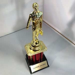 The Office Dundie Trophy Award TV Dunder Mifflin Dundee 10 1/2" Dunde ...
