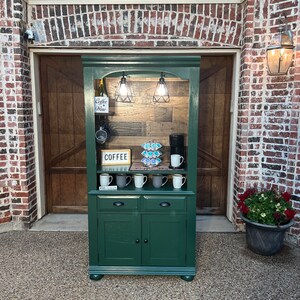Hunter Green Coffee Bar, Beverage Cabinet, Broyhill Hutch, Coffee and ...