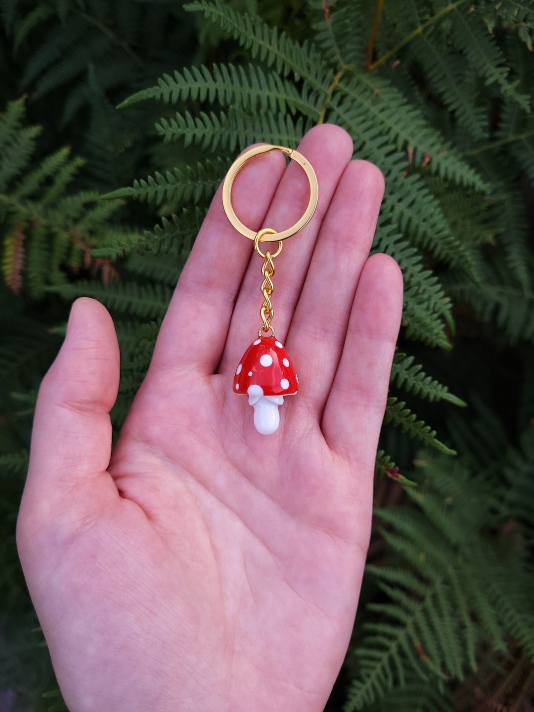 Red Mushroom Key Ring Tiny Toadstool Keychain Gold Tone Colour - Etsy