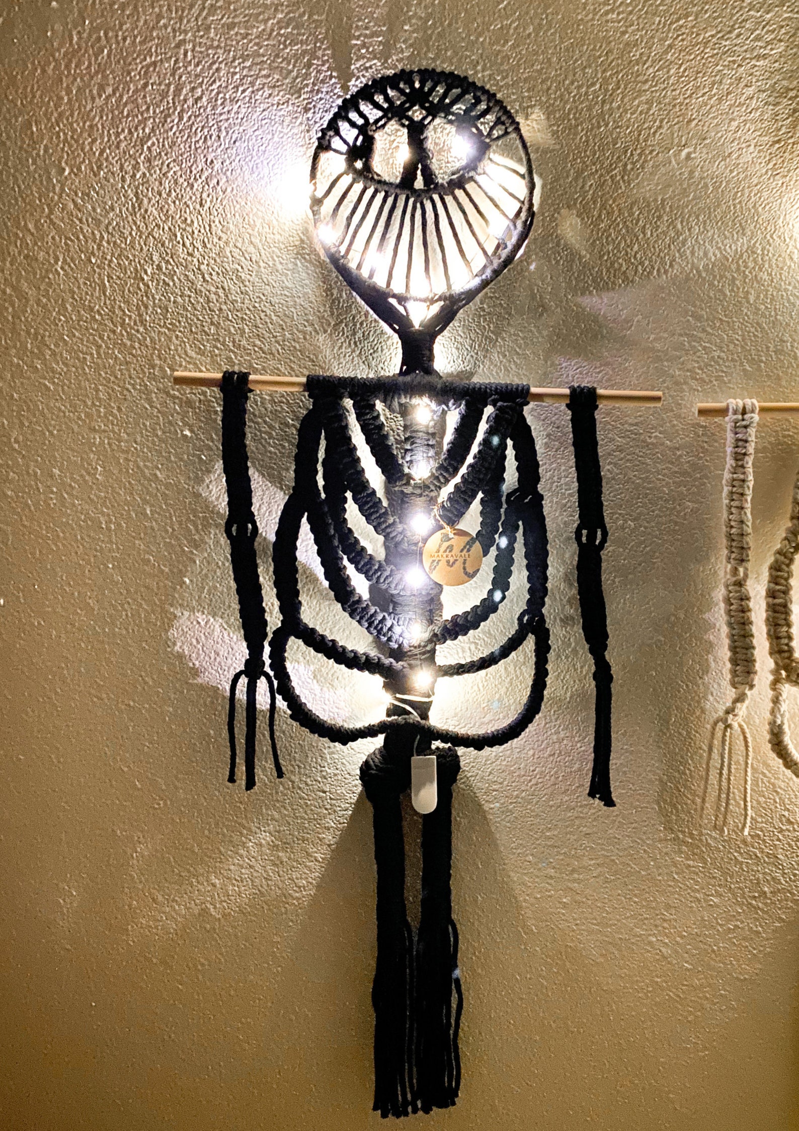 Macrame Halloween Skeleton, Handmade Wall Hanging, Macrame Wall Decor, Spooky Halloween Decor ...