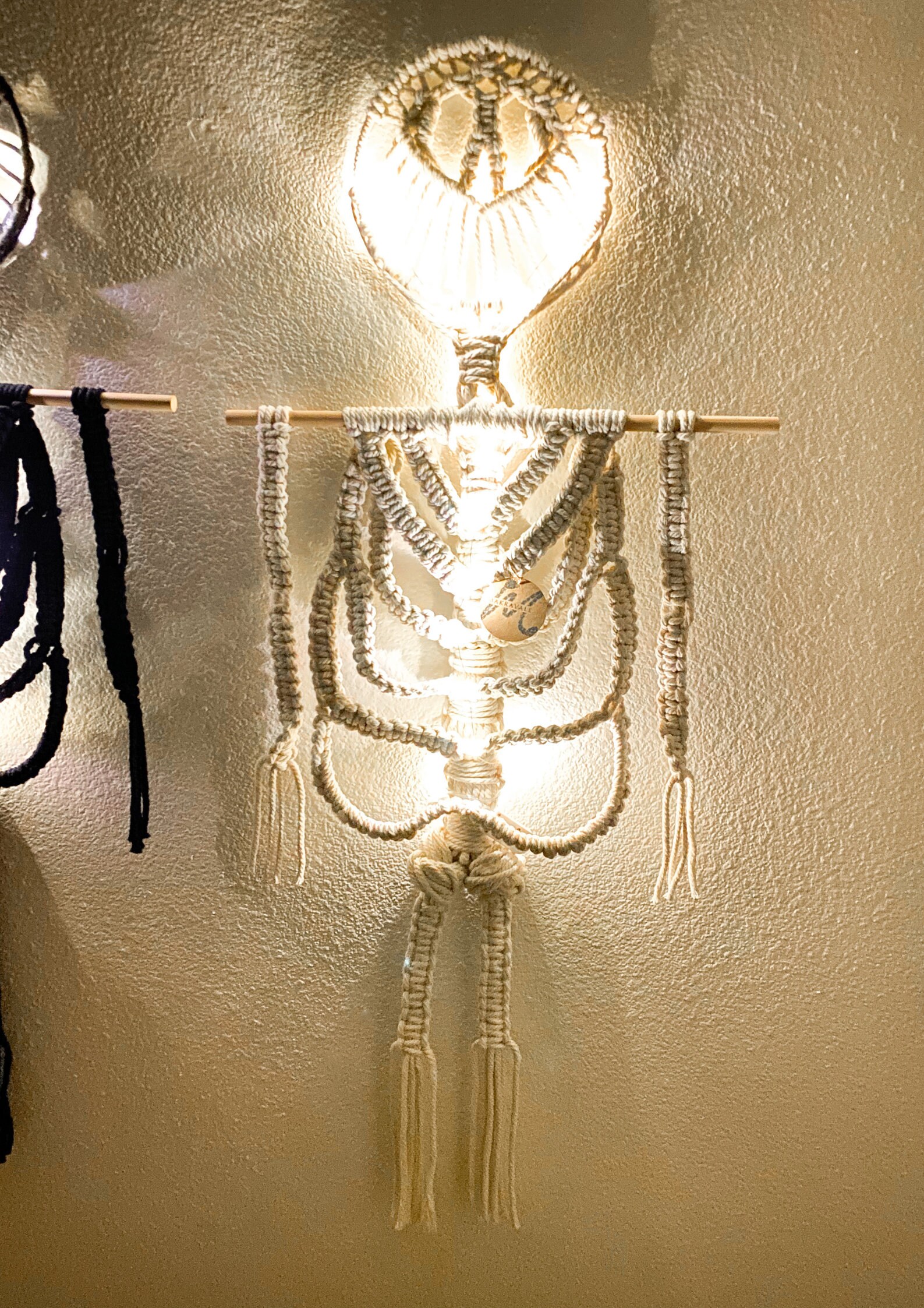 Macrame Halloween Skeleton, Handmade Wall Hanging, Macrame Wall Decor ...