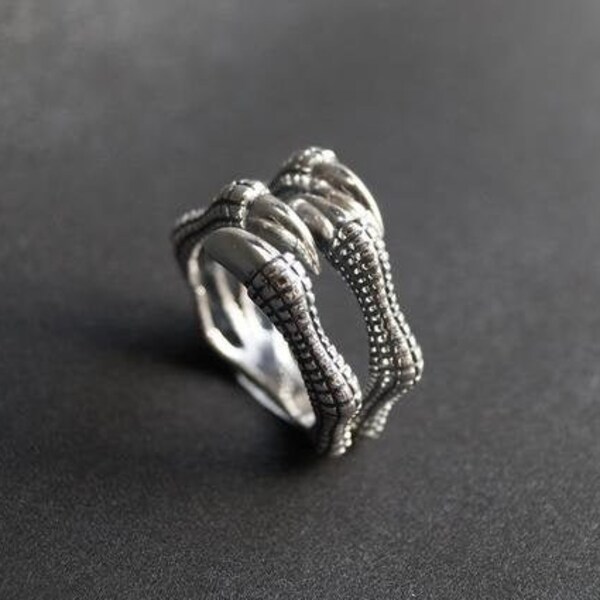 Raven Claw Ring - Etsy