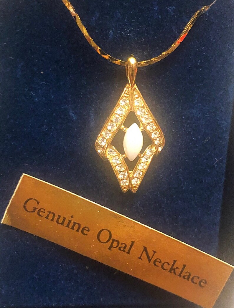 Ronte of Beverly Hills, (1980s) Vintage, Genuine Opal Pendant ...