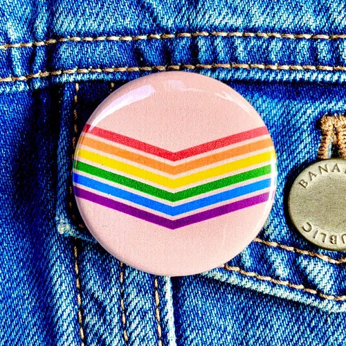 Custom Pride Flag Button // LGBTQ Pride - Etsy