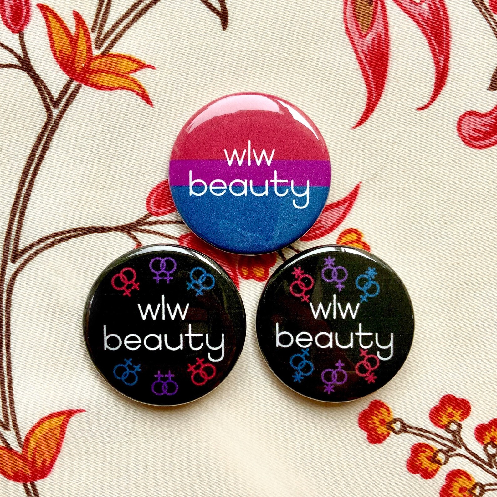 Sapphic WLW Beauty Button // Subtle Black // LGBTQ Lesbian - Etsy