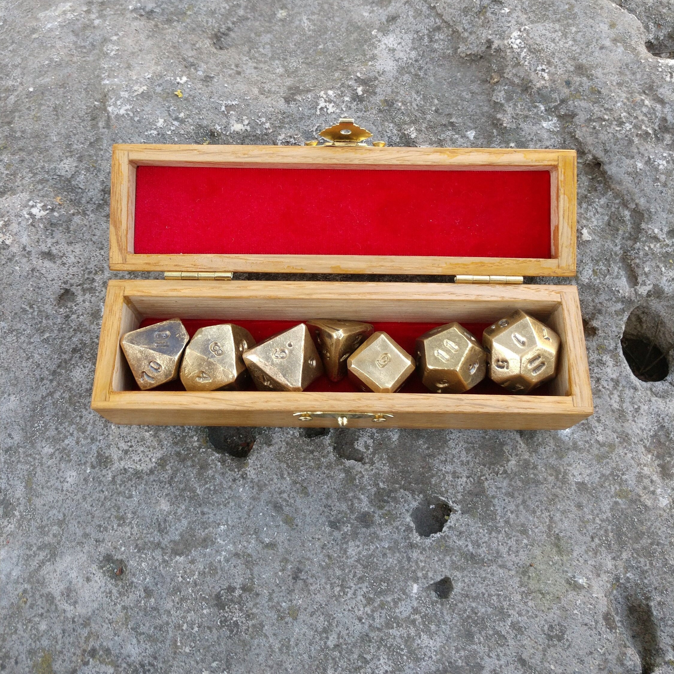 D&D Dice Games Bronze Dices Set of 7 Dices in Wooden Box - Etsy