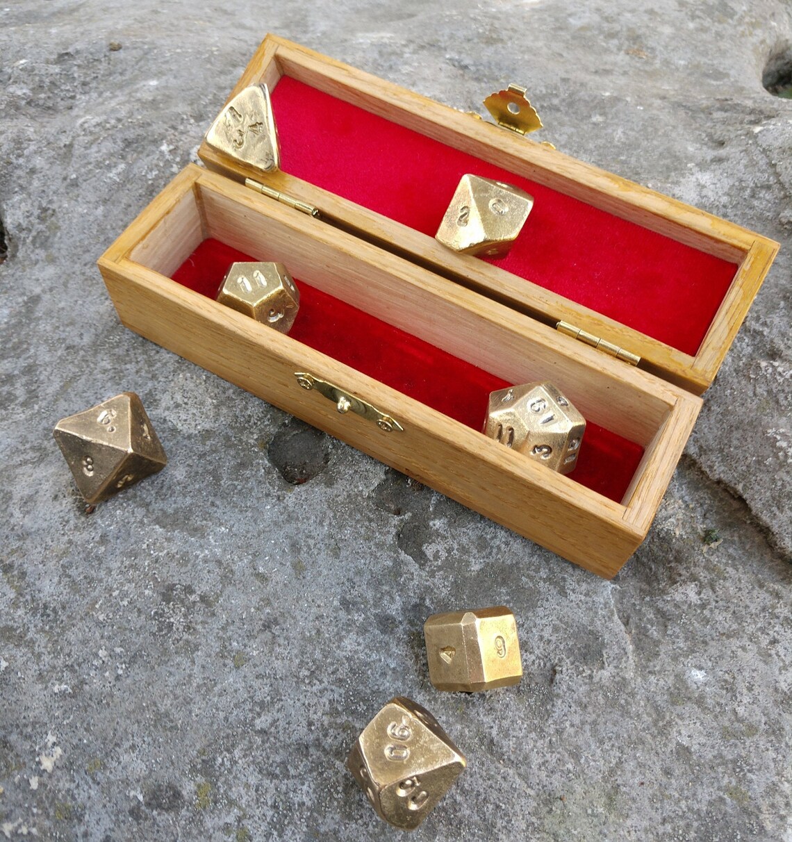 D&D Dice Games Bronze Dices Set of 7 Dices in Wooden Box - Etsy