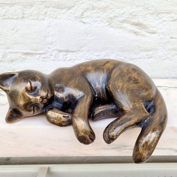 Lying Cat - Etsy