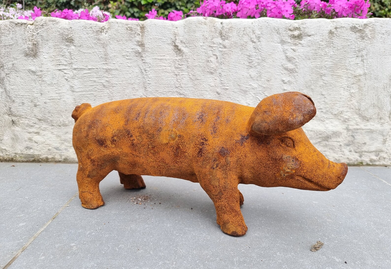 Cast iron pig Garden sculpture Garden animals | Etsy
