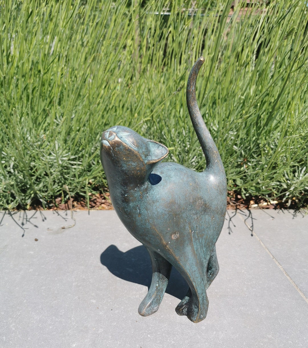 Beautiful Bronze Sculpture of a Cat With a Rounded Back Bronze Garden ...