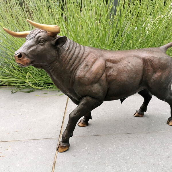 Life Size Bull Statue - Etsy