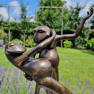A Couple of Dancing Frogs Bronze Garden Sculpture Bronze Frogs Animals ...
