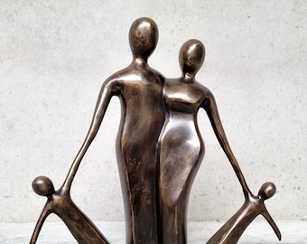 Family of Four Sculpture - Etsy UK