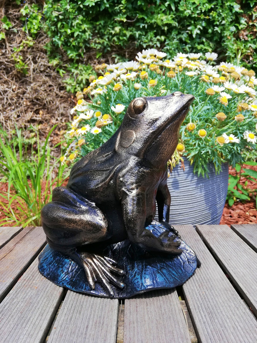 Classical Sculpture of a Frog - Etsy