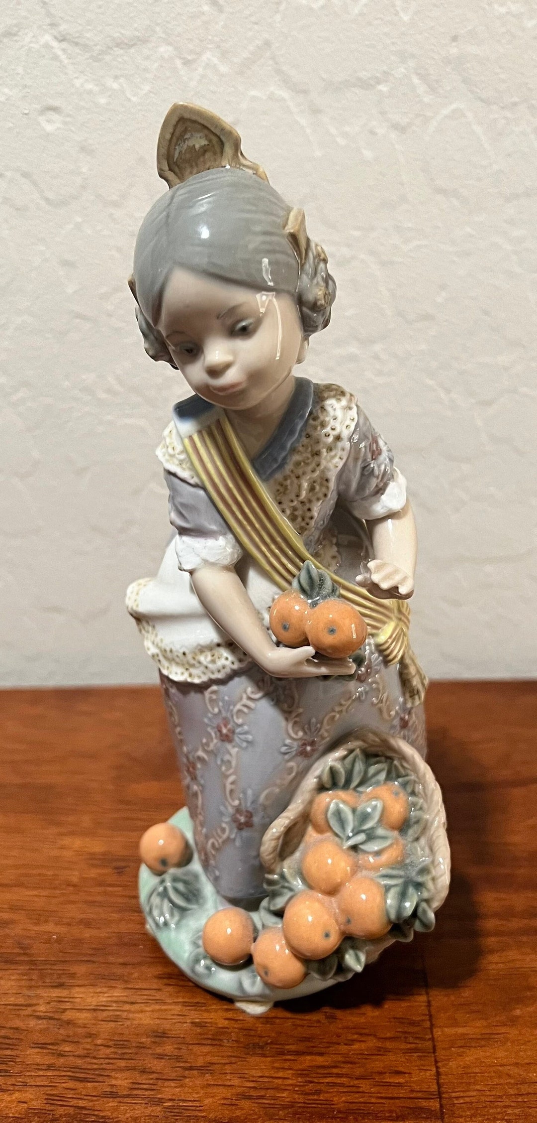 Lladro Figurine Miss Valencia #1422 - Etsy