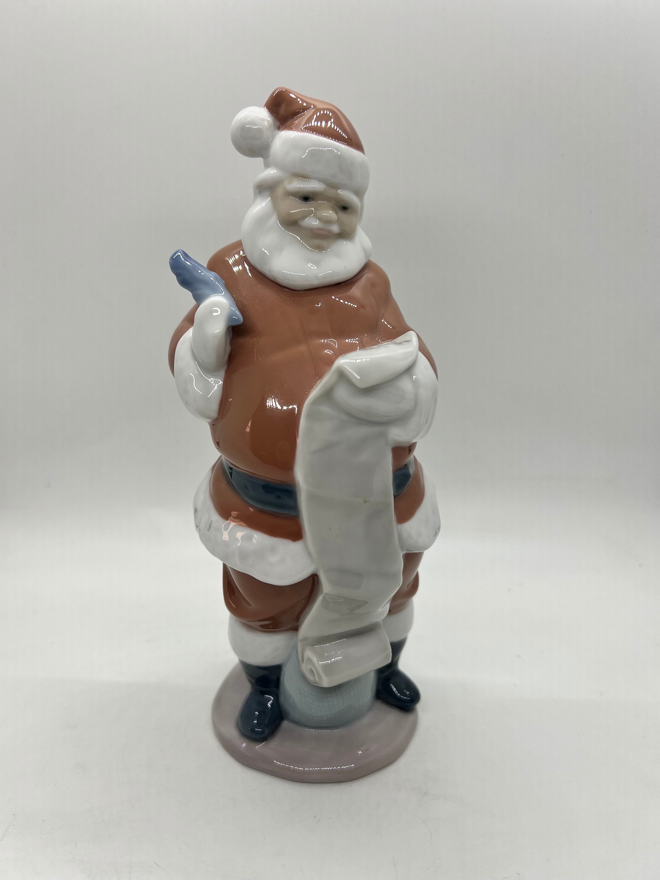Lladro Figurine Santa’s List #6657 - Etsy