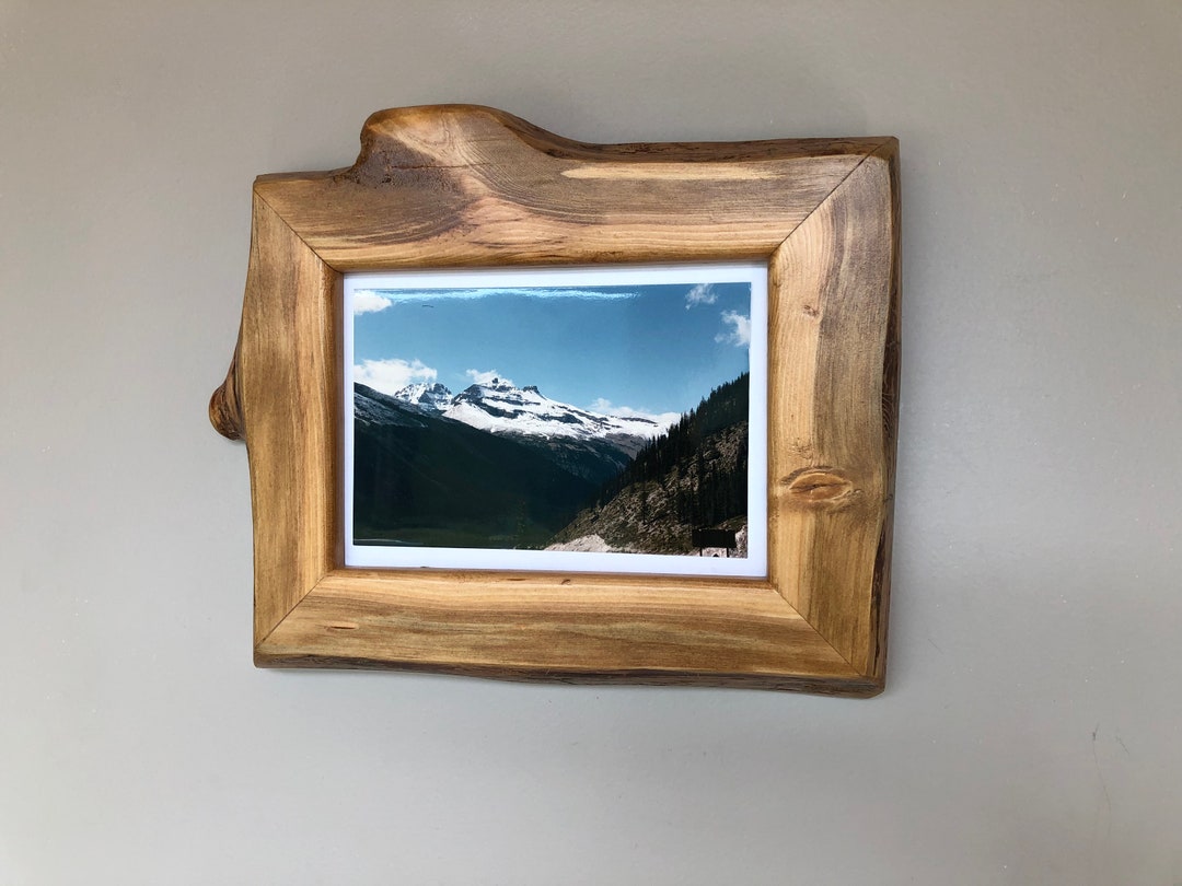 Live Edge Wood Picture Frame, Home Decor Rustic Frame, Wall Decor 5x7 ...