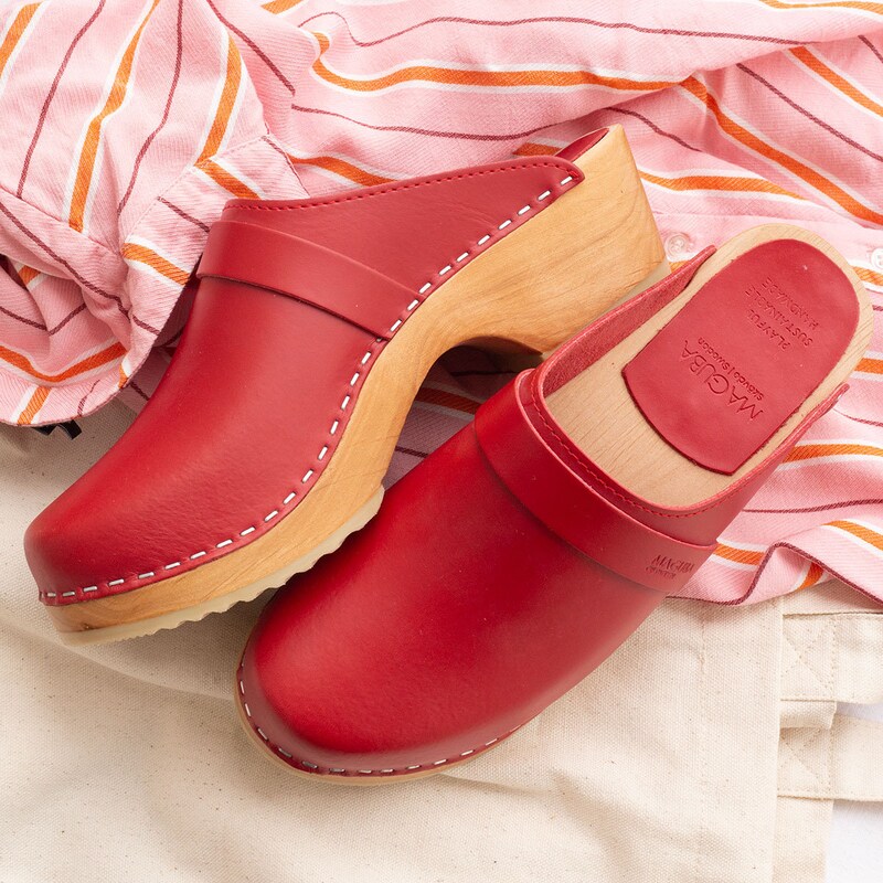 Red Clogs - Etsy