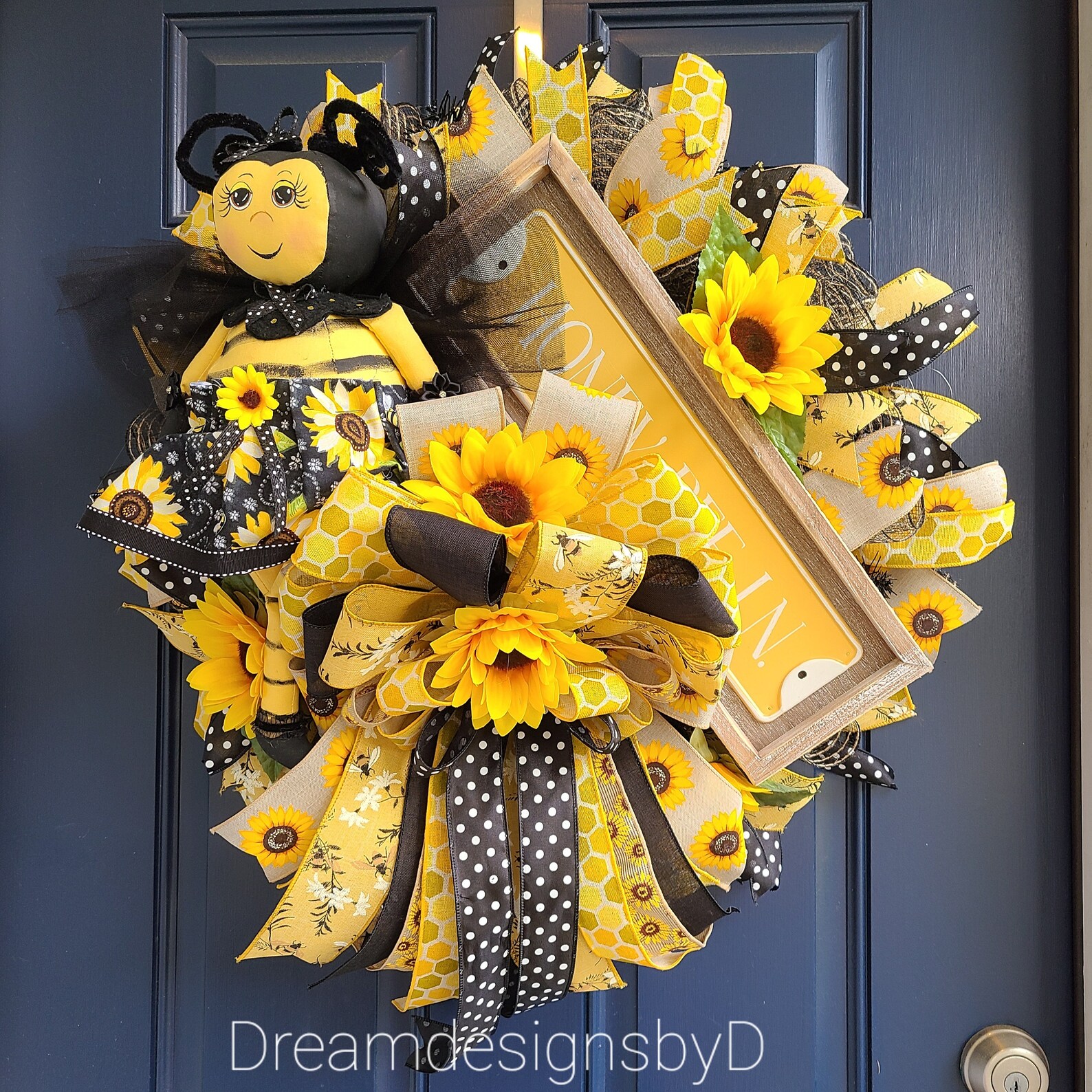 Honey Bee Lane Wreath - Etsy