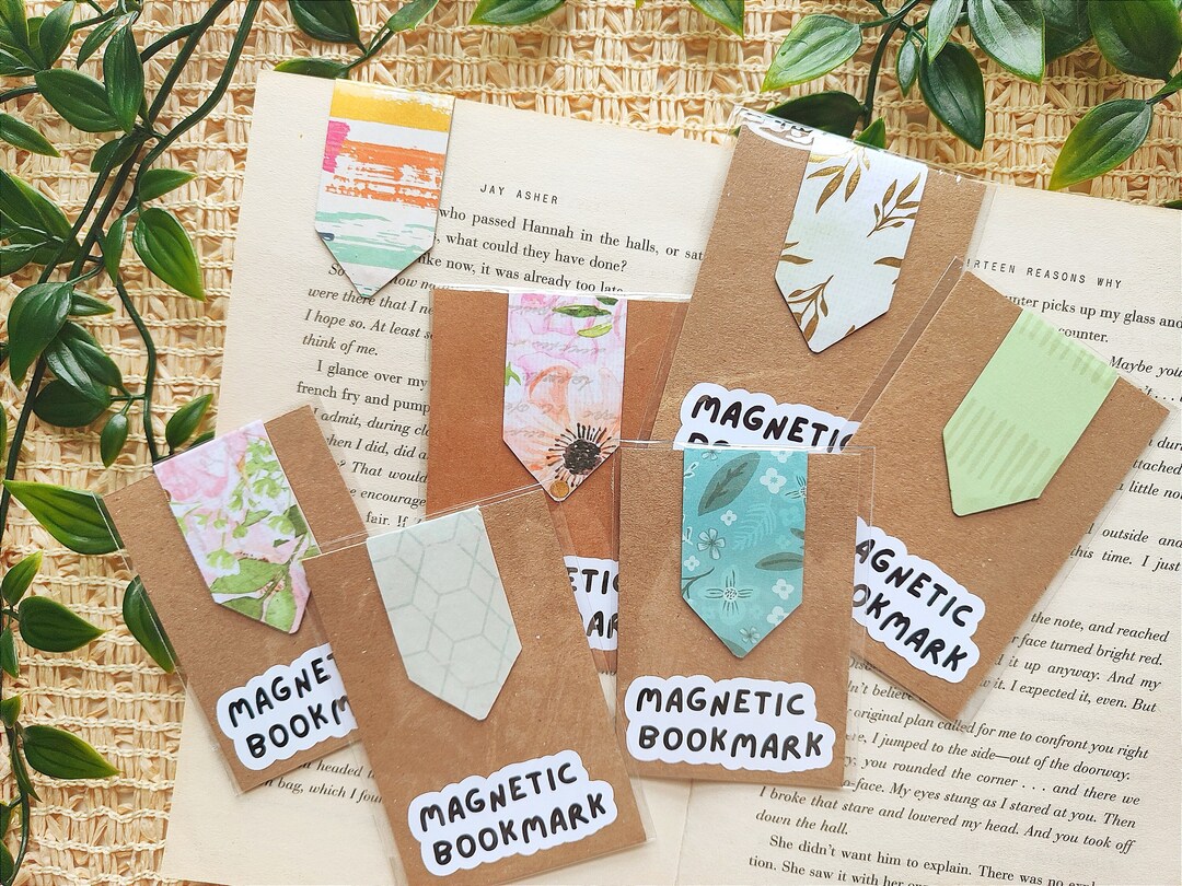 Magnetic Bookmarks ~ Green Page Markers ~ Foiled Bookmarks With Magnet ...