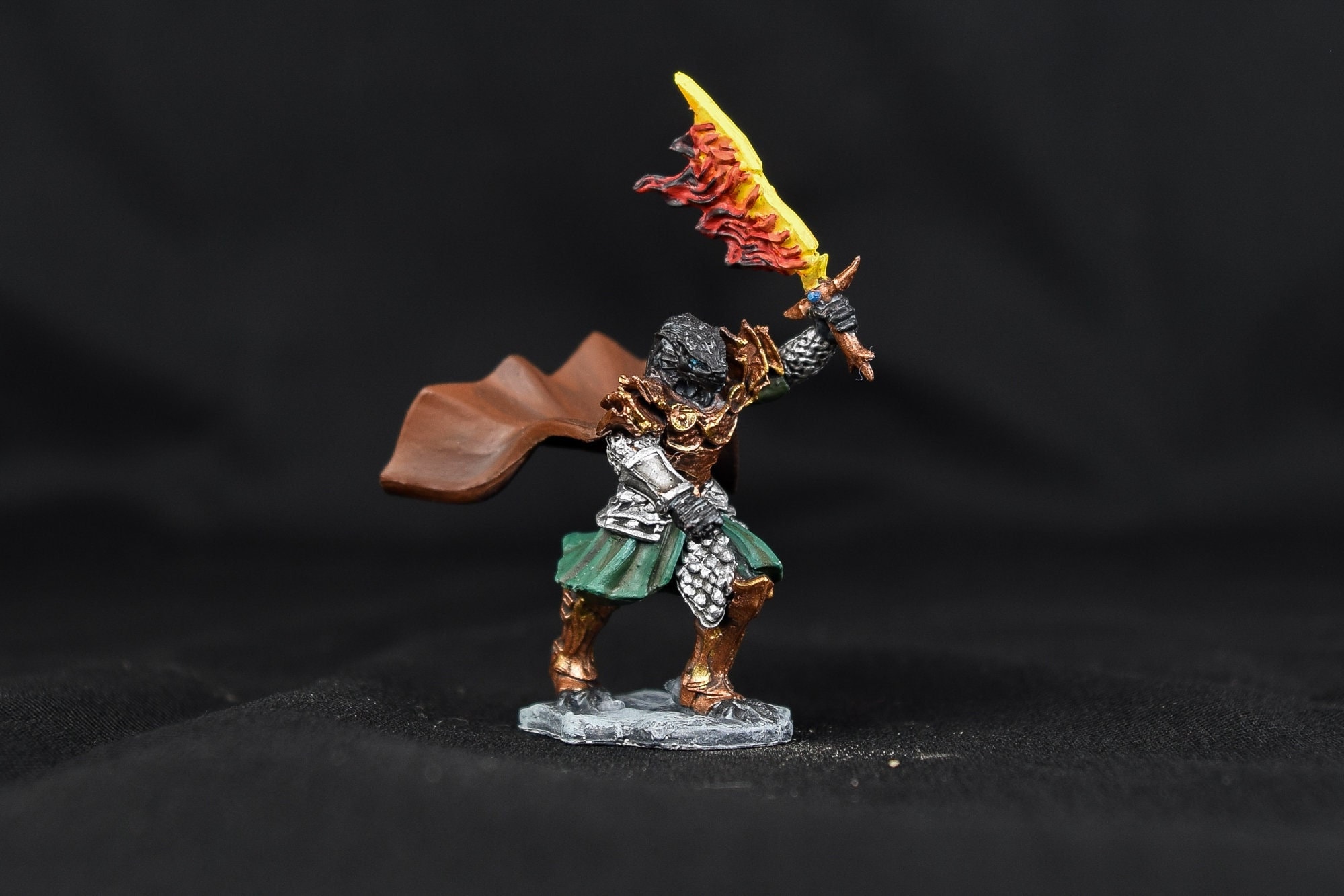 Dungeons and Dragons Miniature Wizkids Mini Flame Sword Magic Sword ...