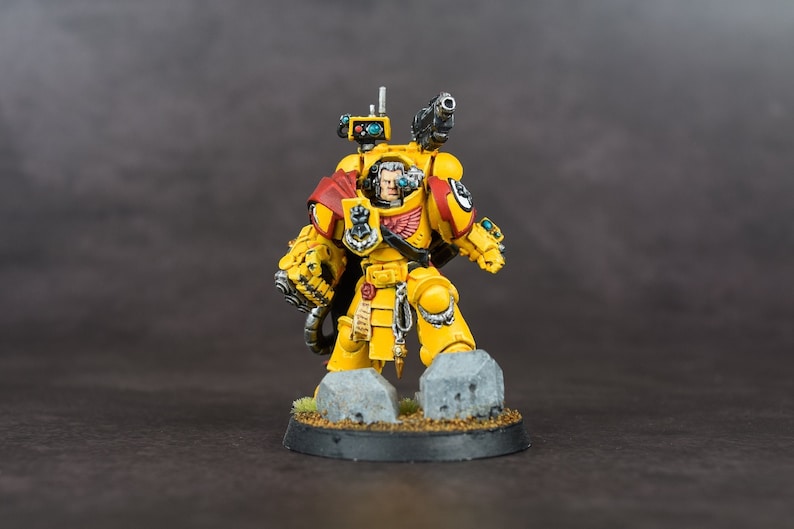 Tor Garadon Warhammer Imperial Fists 40K Space Marine | Etsy