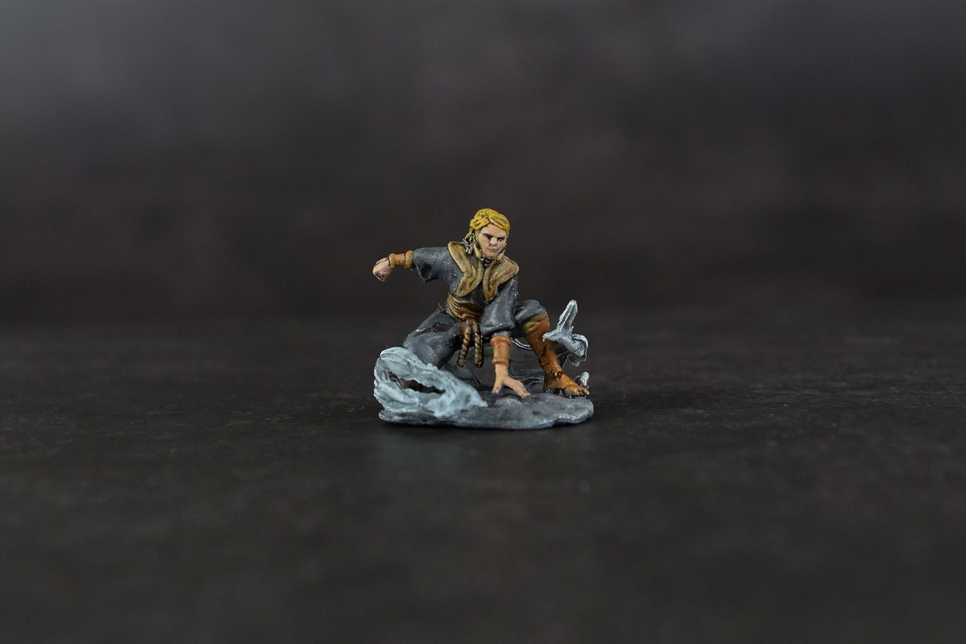 Dnd Painted Female Monk Dungeons and Dragons Miniature Fighter Smoke ...