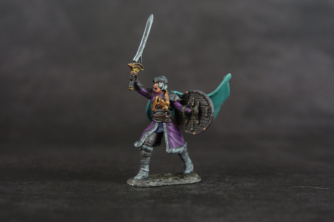 Hand-painted Human Berserker Miniature for Dungeons & Dragons TTRPG - Etsy