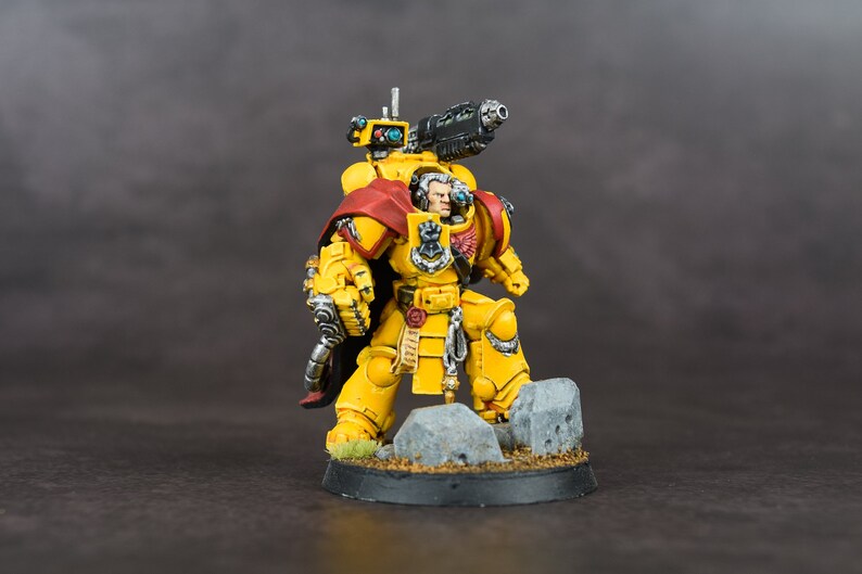 Tor Garadon Warhammer Imperial Fists 40K Space Marine | Etsy