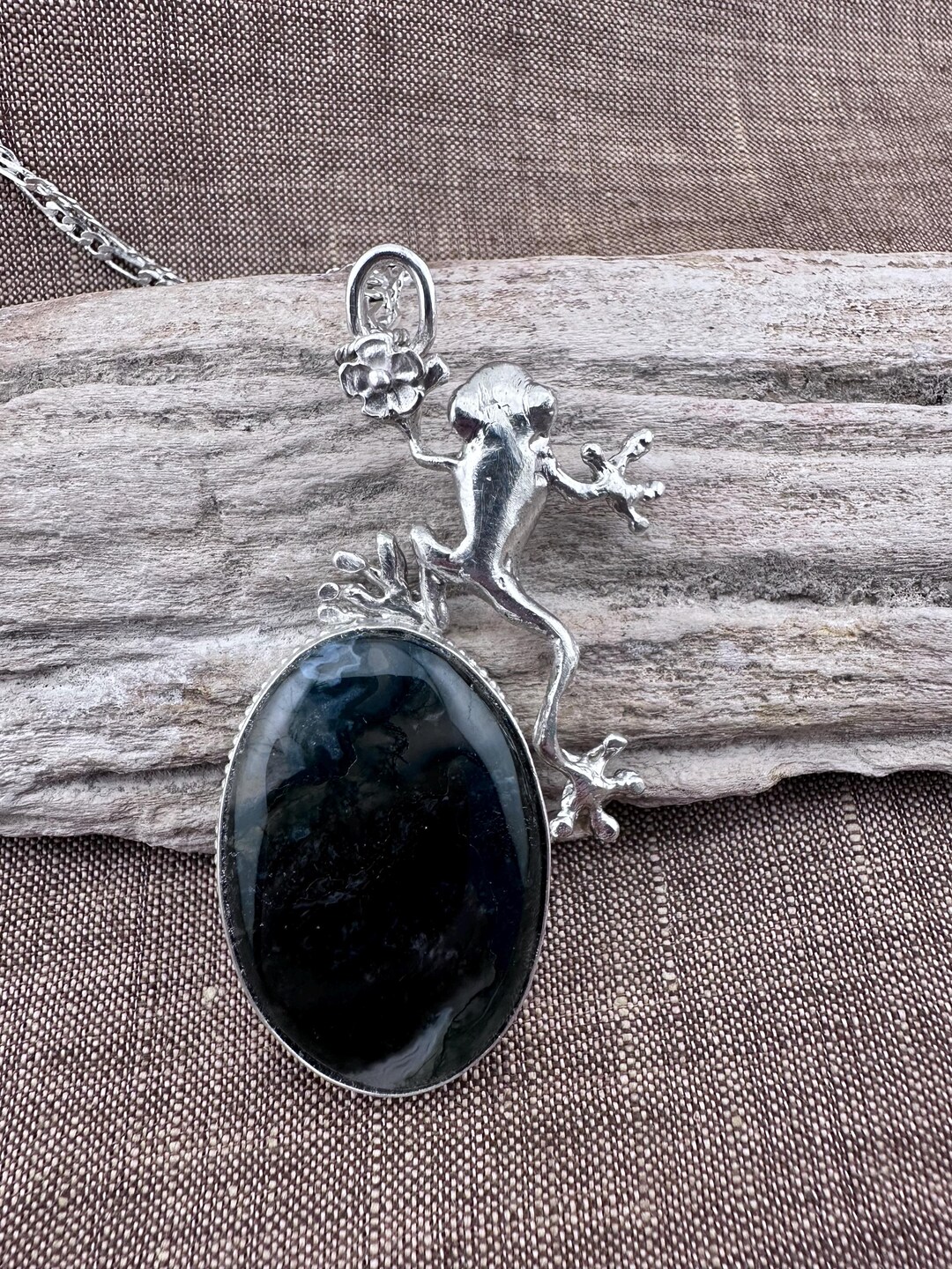 Frog on a Mossy Log- Tiny Handcrafted Treefrog and Moss Agate Pendant ...