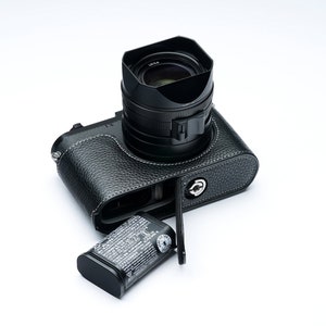 TP ORIG Half Case for Leica Q3 - Etsy