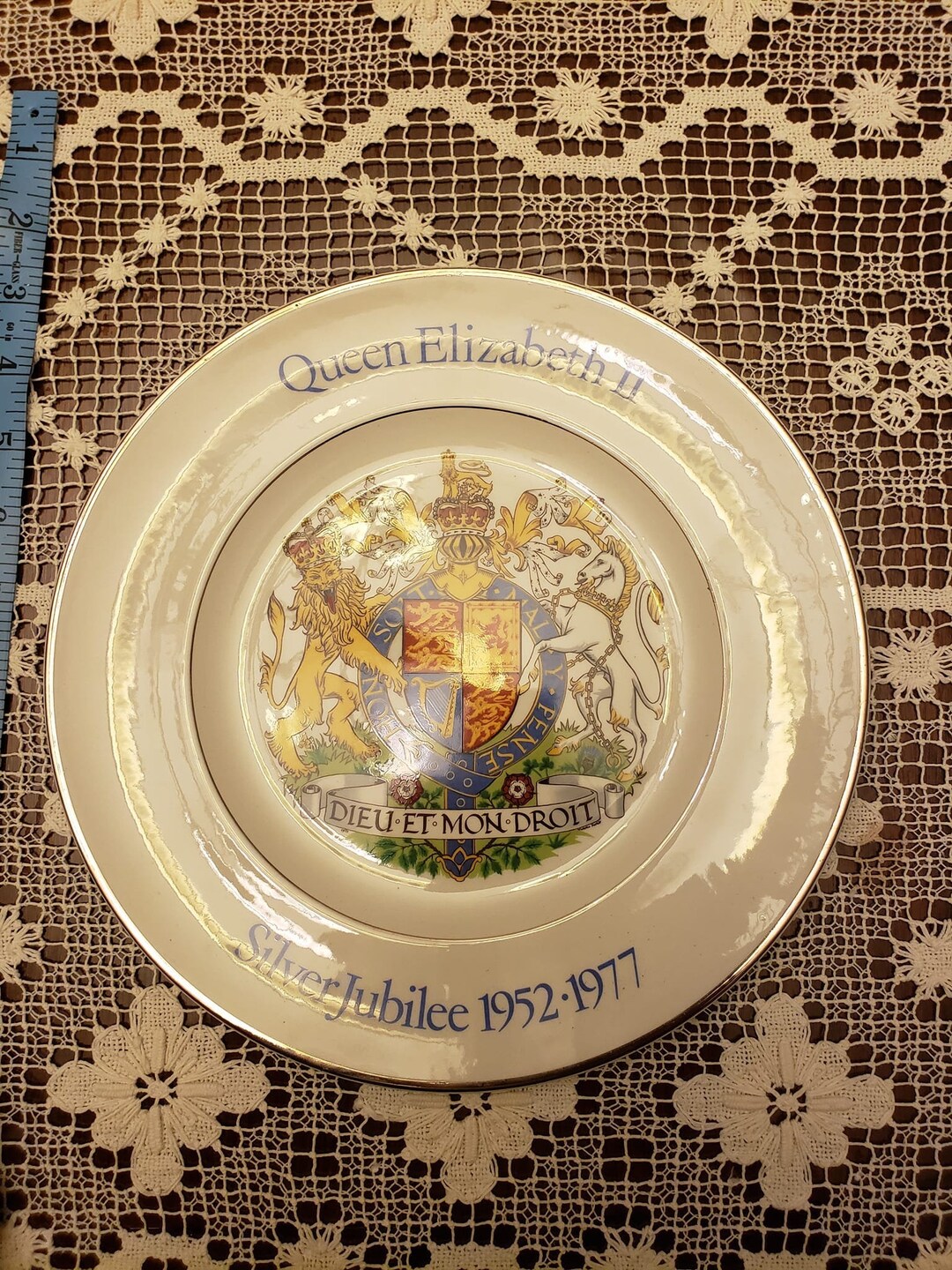 Queen Elizabeth Silver Jubilee Plate - Etsy