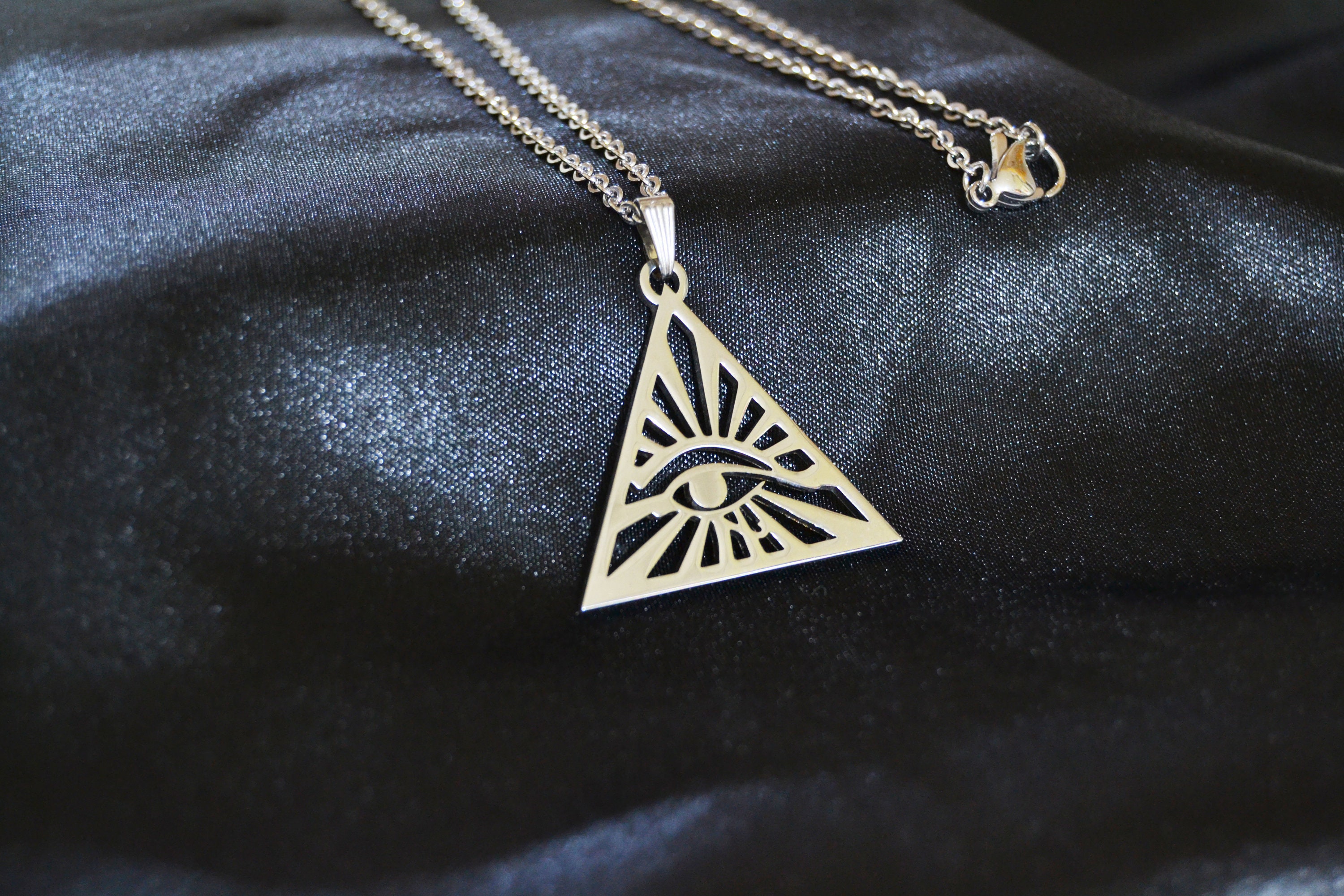 Luminous Triangle Eye of Horus - Etsy