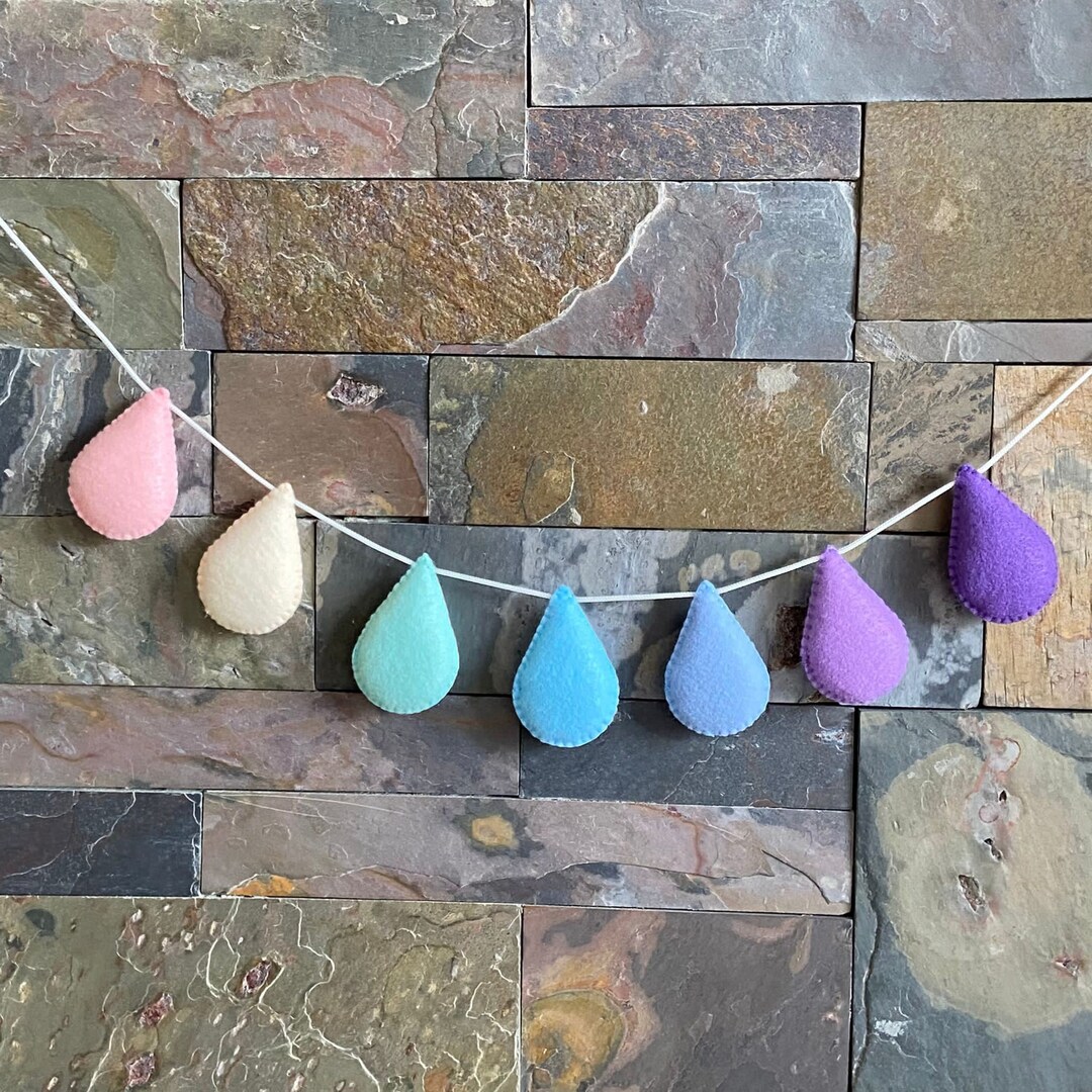 Felt Raindrop Garland, Raindrop Droplet Garland, Nursery Room Decor ...