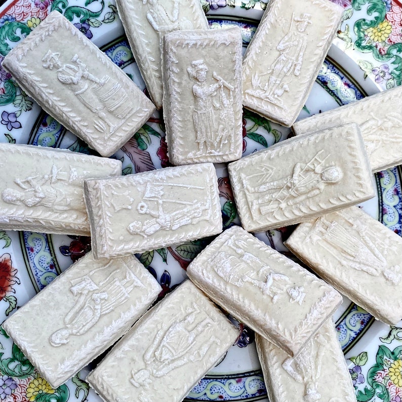 1 Dozen Traditional Large Anise or Assorted Flavor Soft German ...