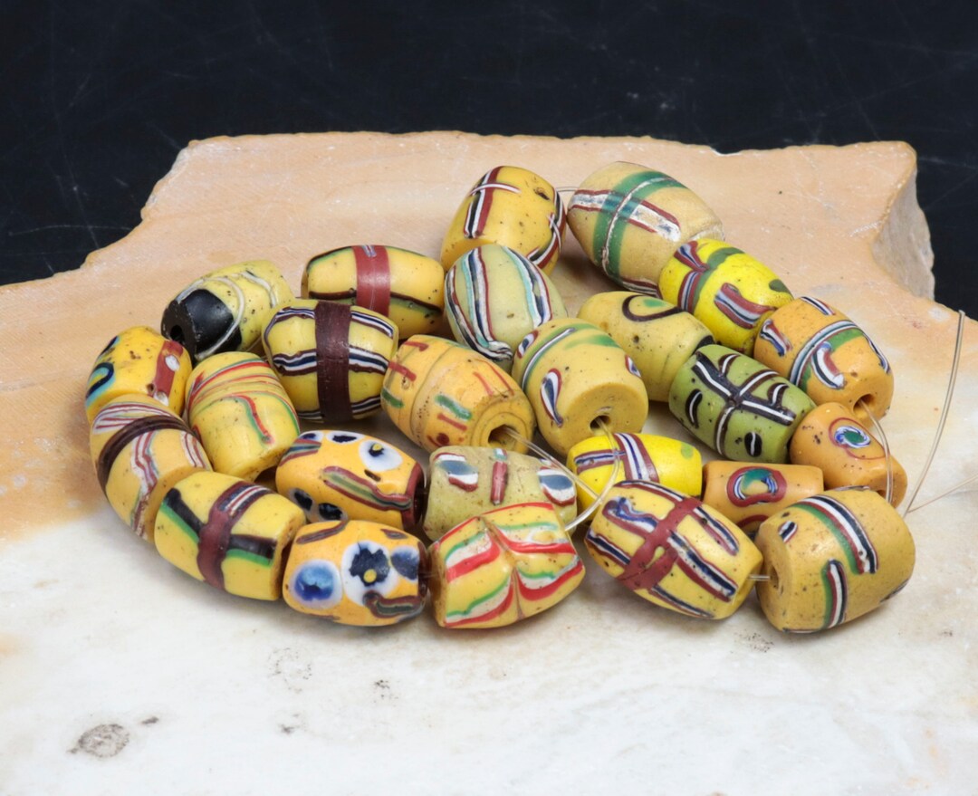 Strand of 24 Venetian Trade Beads - Etsy