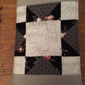 Handcrafted Quilted Fabric Bible Cover - Quilt Block - Sawtooth Pattern ...