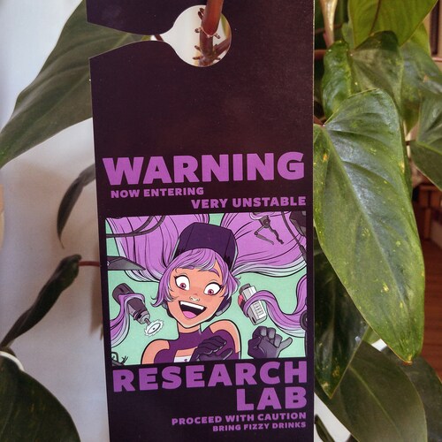 Door Hanger Entrapta's Lab - Etsy