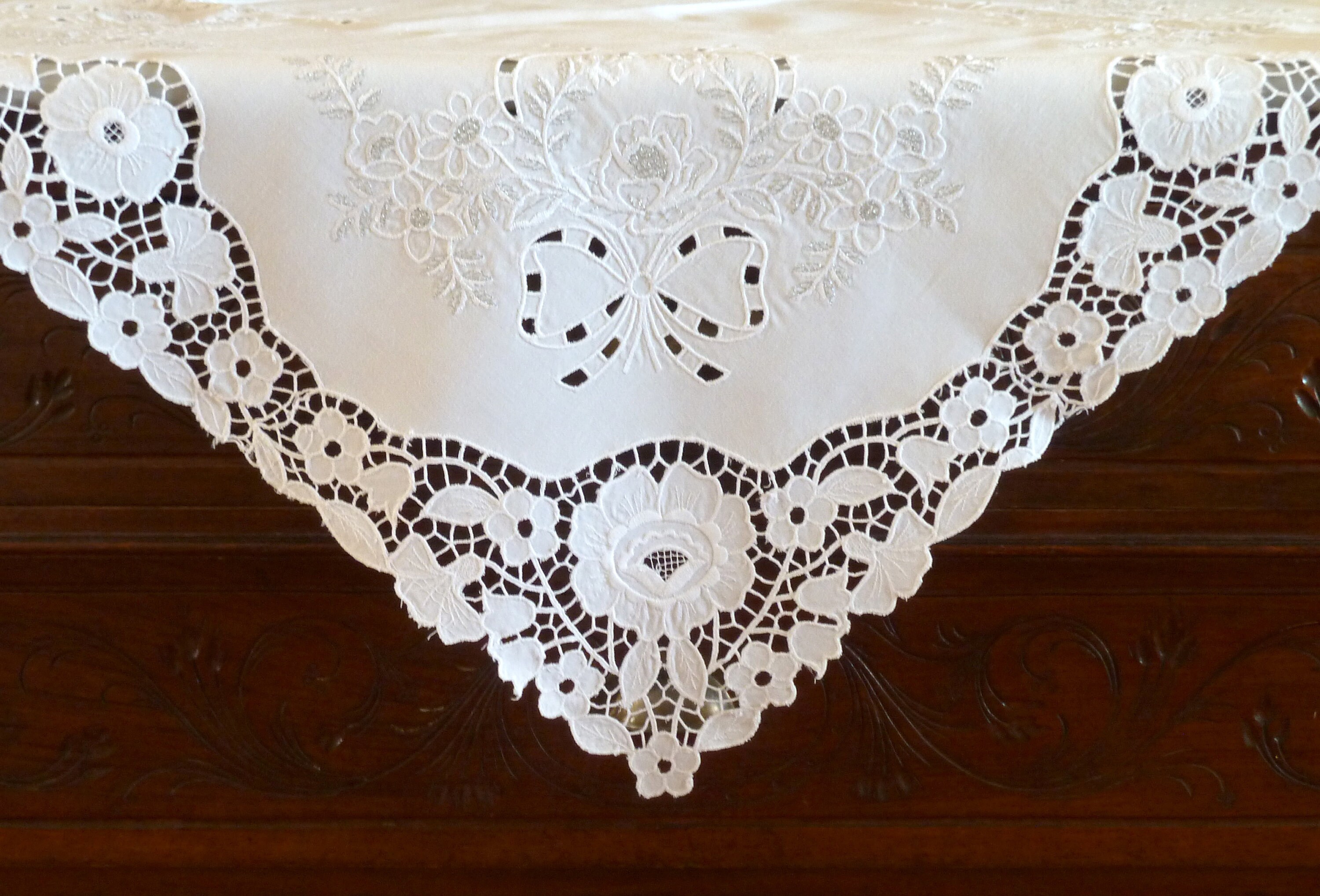 Vintage Embroidered Small Tablecloth Table Cloth White Color - Etsy