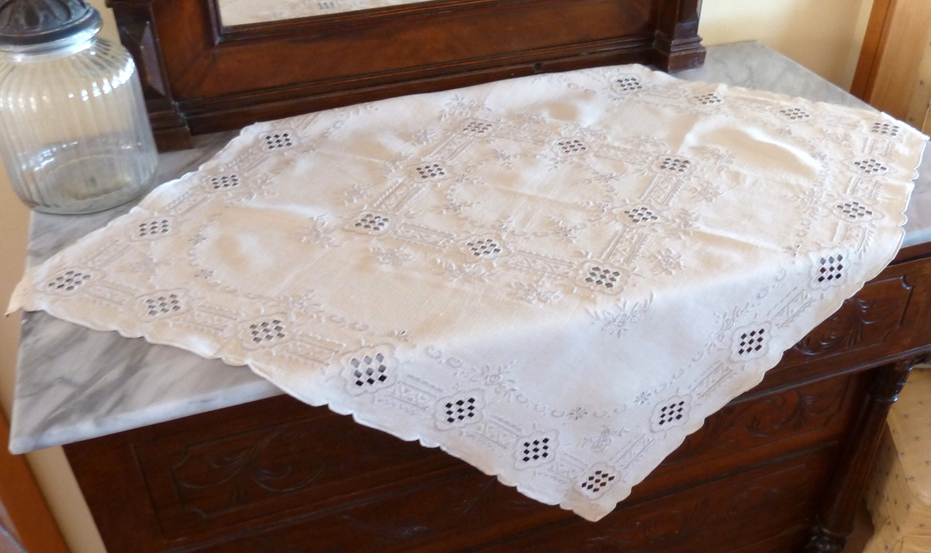 Vintage Embroidered Small Tablecloth, Handmade Table Cloth Beige Color ...