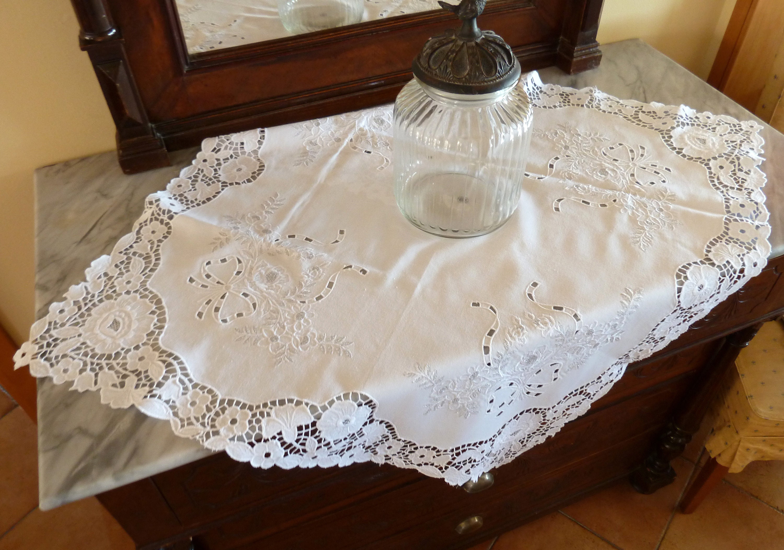 Vintage Embroidered Small Tablecloth Table Cloth White Color - Etsy