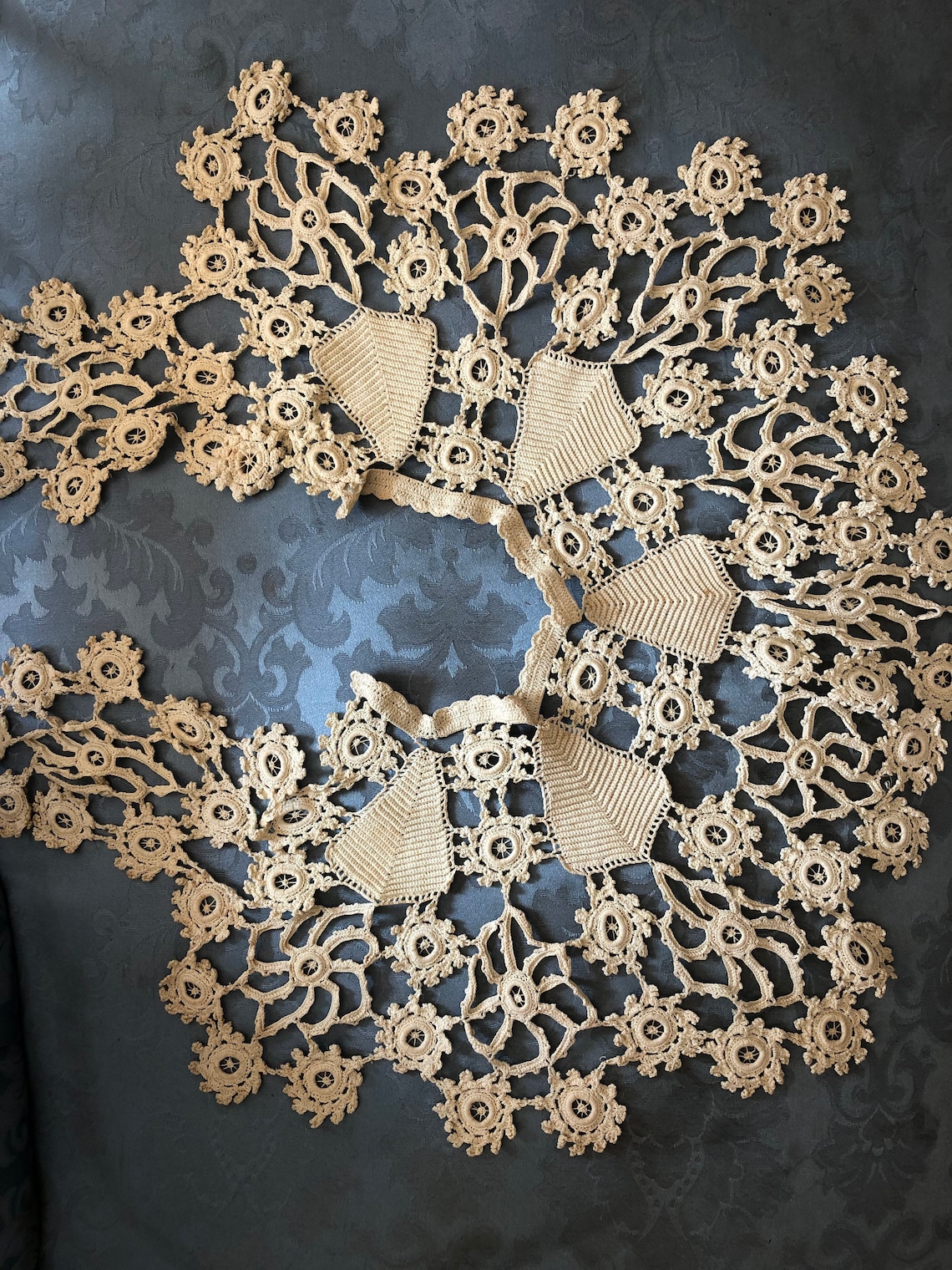 Large Antique Thread Crochet Lace Collar - Etsy UK
