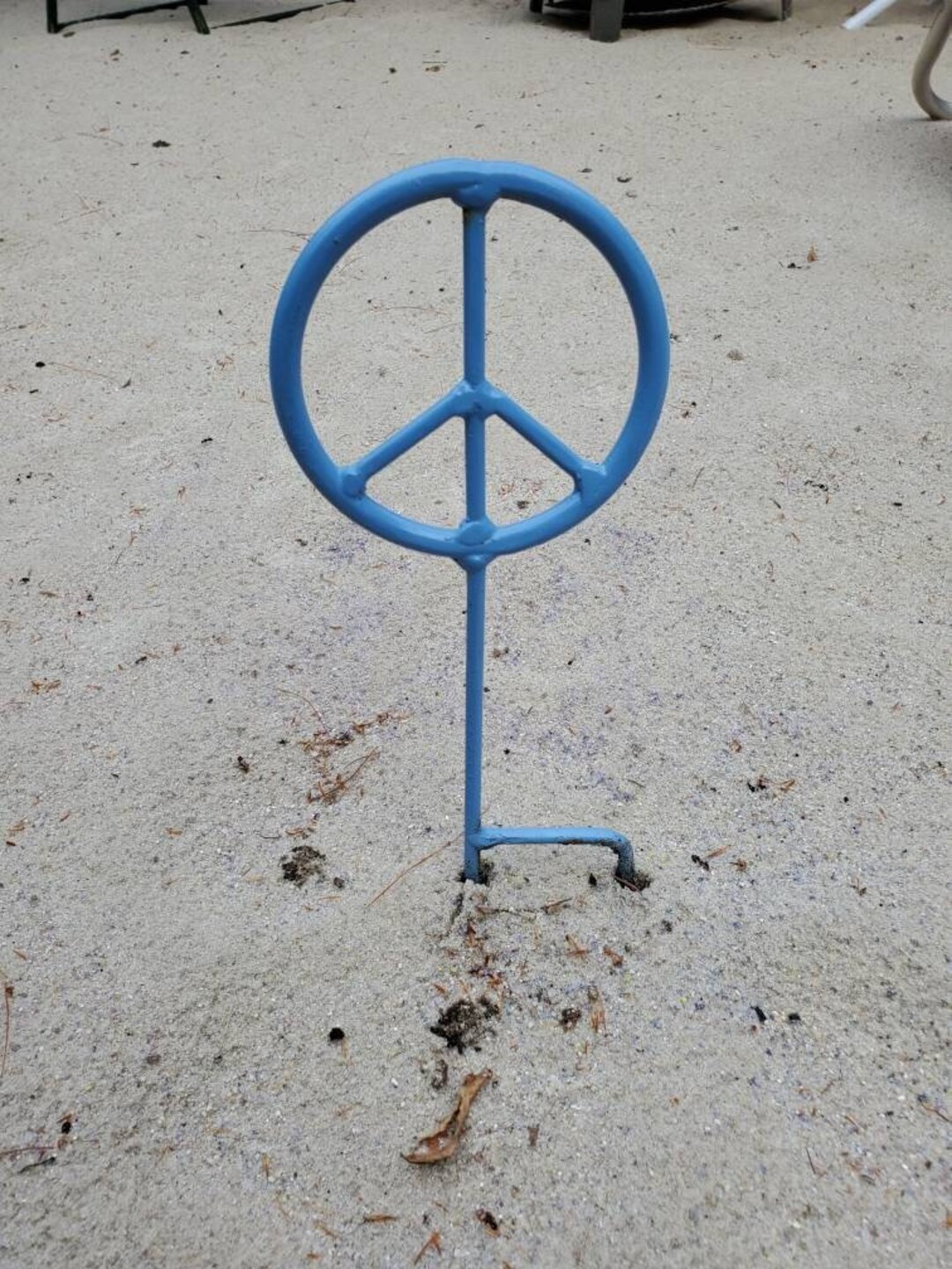 Blue Peace Sign on a Stake, Peace Sign for Garden, Garden Peace Sign ...